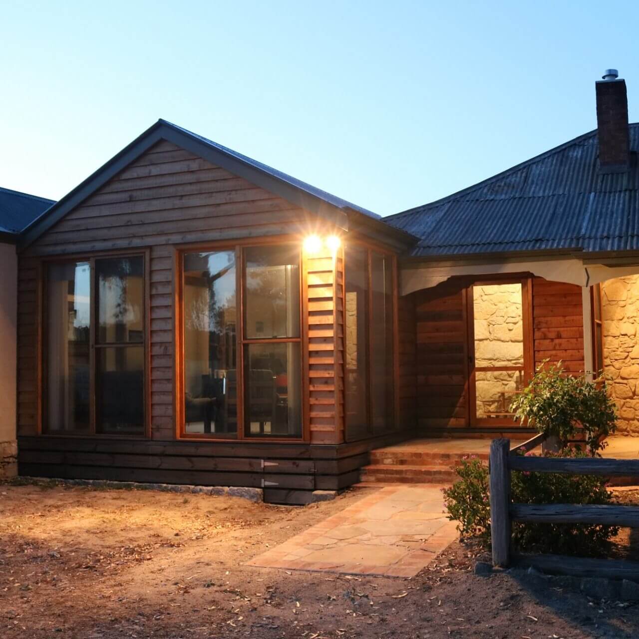 Faraday House - Urban Farm And House